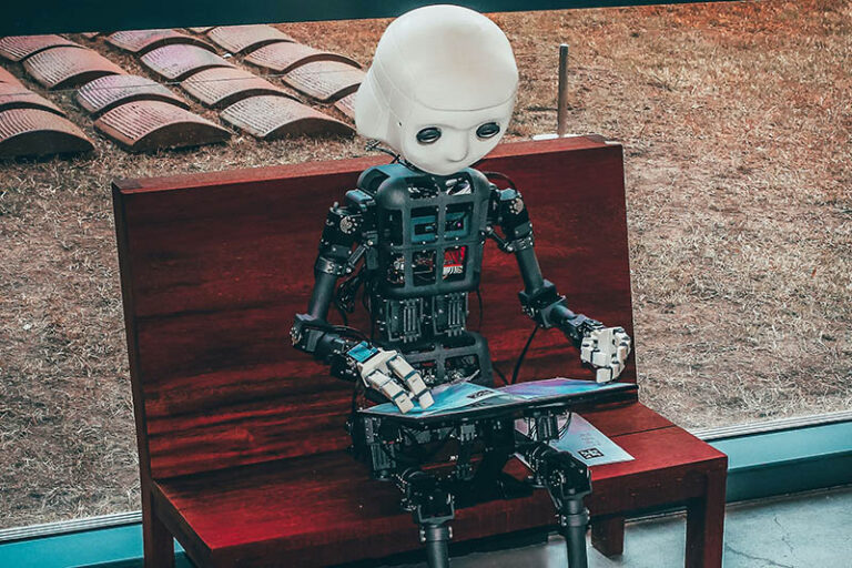 How to Build a Personal AI Assistant Without Coding – Creator Labs AI